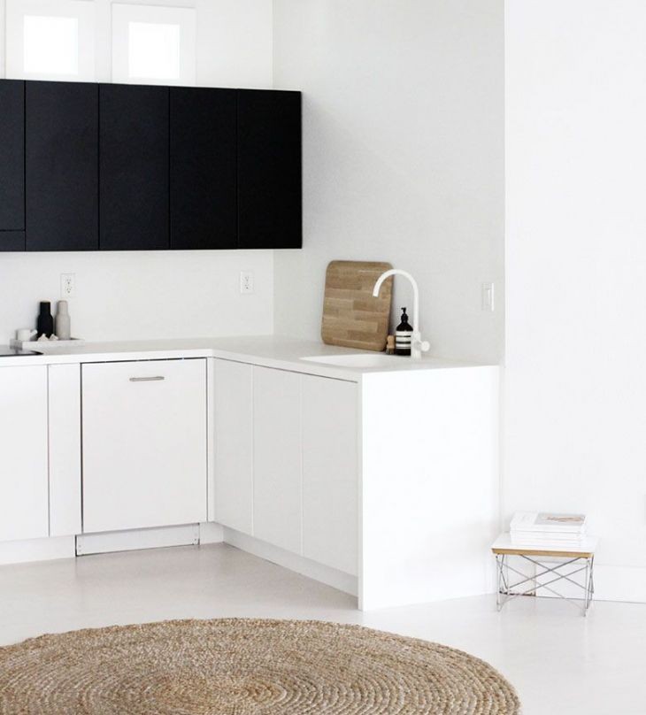 30 de idei de decorare a unei bucatarii in negru - Cozzy.ro