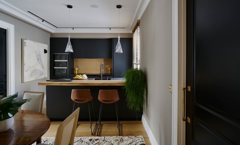 30 de idei de decorare a unei bucatarii in negru - Cozzy.ro